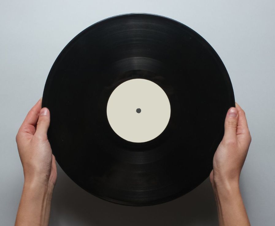 Exploring Vinyl: The Appeal of 45s, LPs, and EPs | Vinyl Records ...